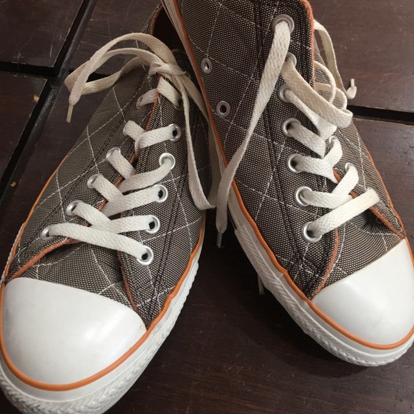 Converse | Shoes | Converse Vintage Quilted Low Rise M W 12 | Poshmark